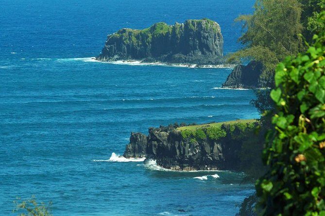 Shore Excursion: Road To Hna Tour for Pride Of America Passengers - Why Small Groups Matter