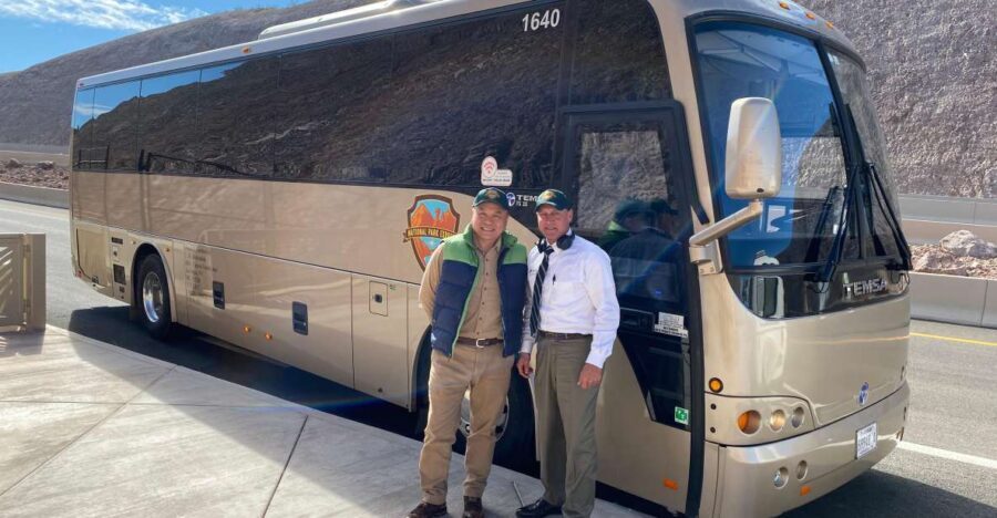 Shuttle between Las Vegas, Bryce, Zion and St George - The Experience of Onboard Amenities