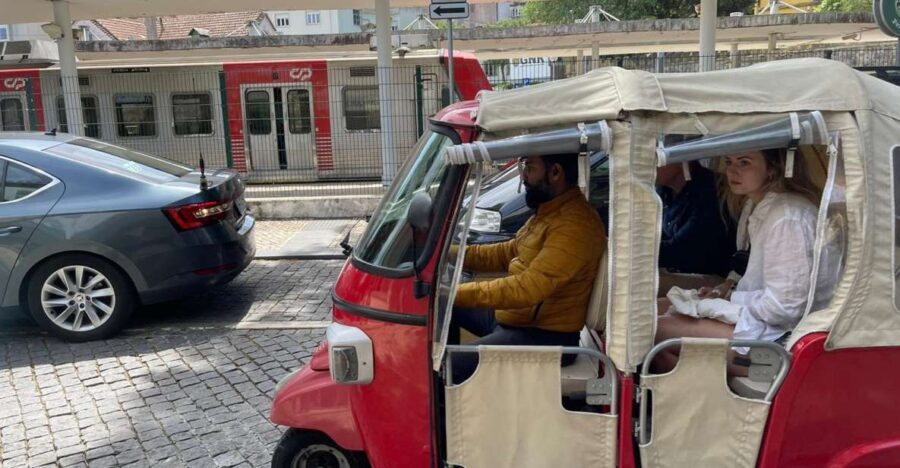 Sintra: -Sintra Sightseeing Tour With Tuk Tuk (1hr) - What’s Included and What’s Not