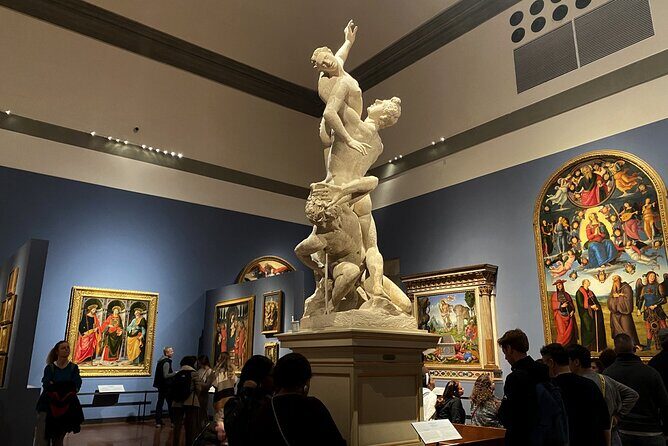 Skip the Line: Accademia Gallery Priority Entry Ticket with eBook - The Logistical Details and Group Dynamics