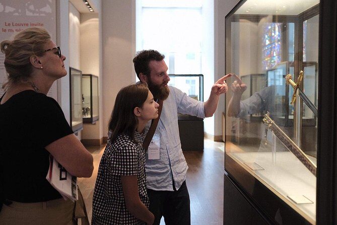 Skip-the-line Les Invalides World War Museum Guided Tour - Semi-Private 8ppl Max - Exploring Les Invalides: A Museum Filled with Stories