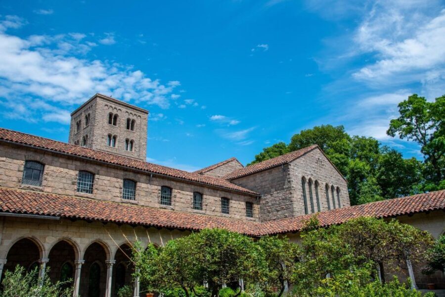 Skip-the-line Met Cloisters & Fifth Avenue Tour by Car - Who Will Especially Appreciate This Tour?