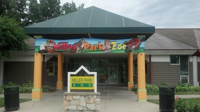 Skip the Line: Miller Park Zoo General Admission Ticket - What Do Visitors Say?