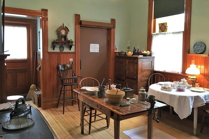 Skip the Line: Public Tour-Adult Admission Ticket (50 mins) - Who This Tour Is Perfect For