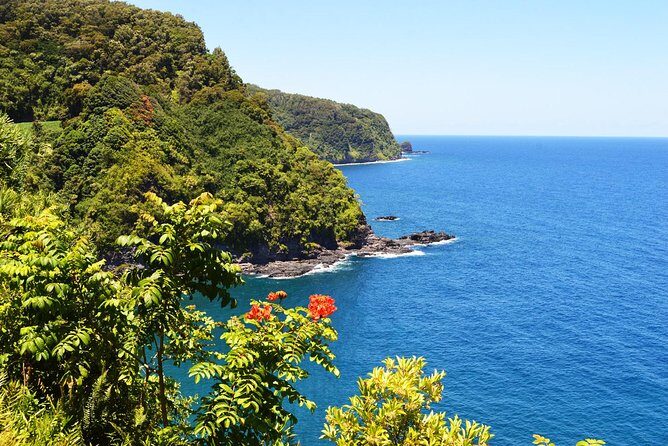 Small-Group Road to Hana Luxury Tour - The Value of a Guided Small-Group Tour
