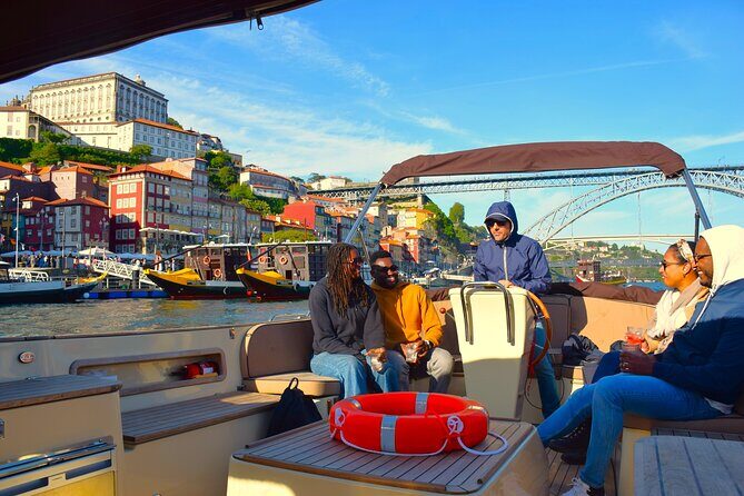 Small-Group Six Bridges Douro River Cruise in Porto with Drinks - Drinks and Comfort: What’s Included and What to Expect