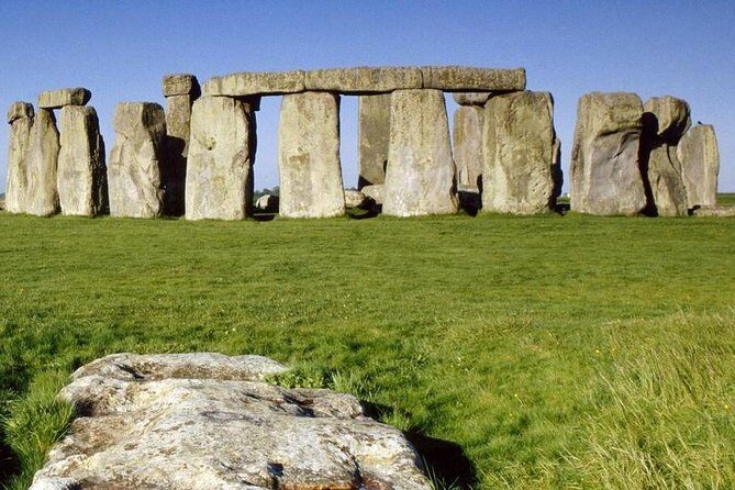 Small-Group to Bath, Lacock, Avebury and Stonehenge from London - The Practical Details: Transport, Price, and Timing