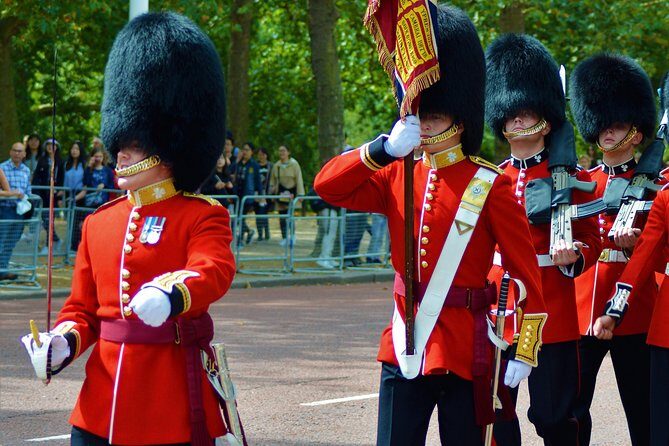 Small Group Walking Tour: London in One Day - The main 30+ Sights - The Walking Experience