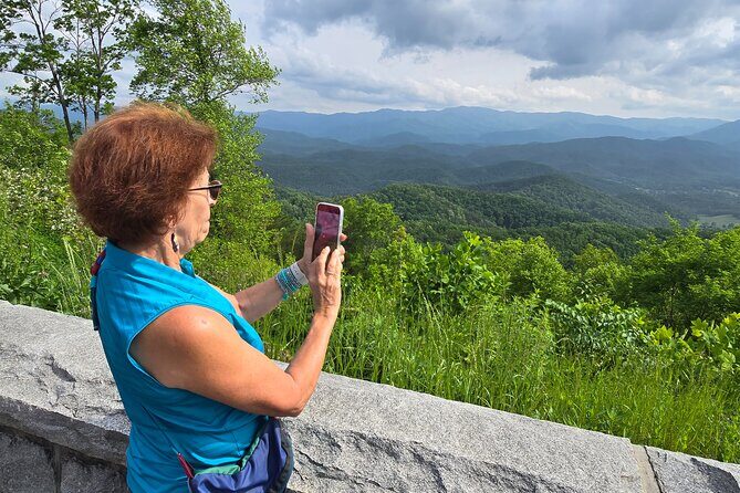 Smoky Mtn Cades Cove, RR/Logging Museum-Foothills Pky Spring Tour - Exploring the Smoky Mountains with Intention