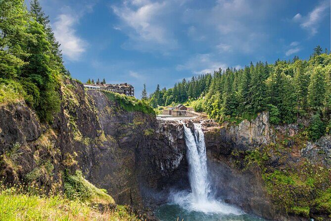 Snoqualmie Falls and Wineries Tour from Seattle - The Experience: What Travelers Say