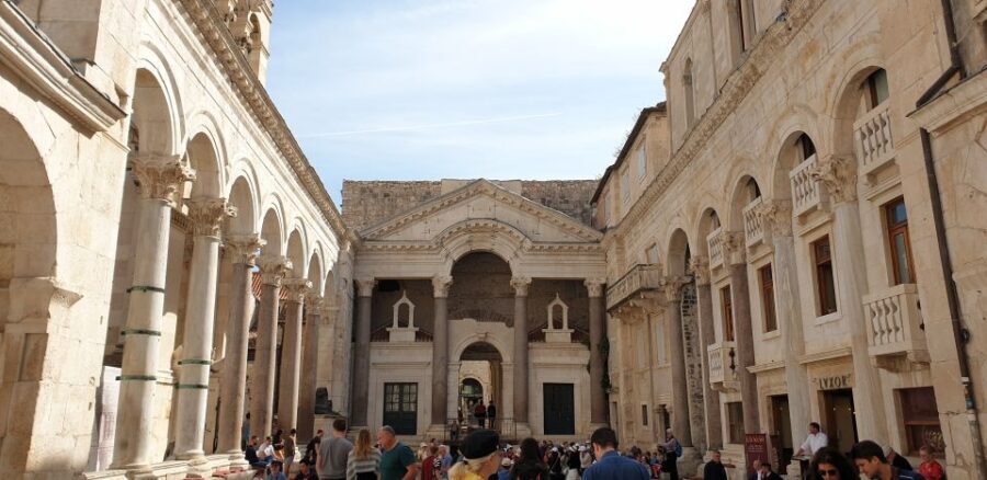 Split: Walking tour of Split with a 'Magister' of History - Exploring the Tour Itinerary in Depth