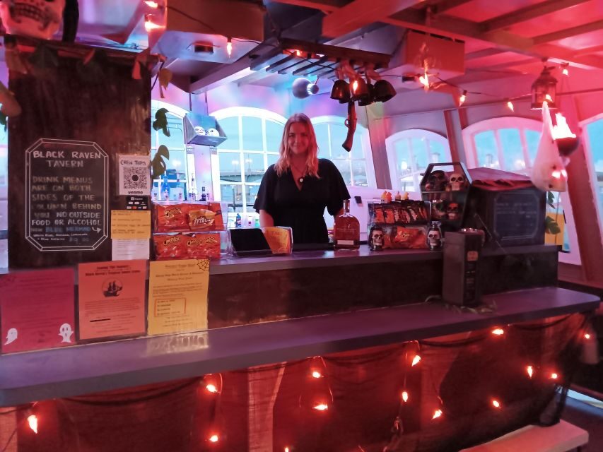 St. Augustine: The Black Raven Rum Runners Pirate Show (21+) - Who Will Love This Experience?