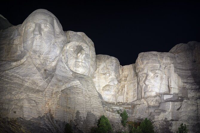 Stars & Stripes: Mount Rushmore Night Ceremony - The Practicalities: Transport, Duration, and Cost