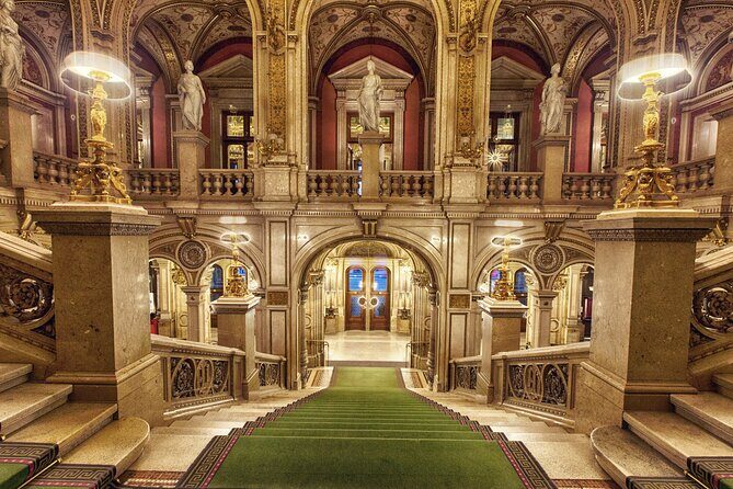 STATE OPERA - PRIVATE guided tour (tickets included) - Practical Details and What to Expect