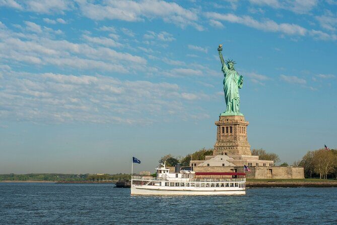 Statue of Liberty and New York City Skyline Sightseeing Cruise - Who Will Love This Tour?
