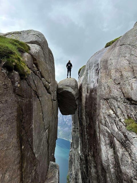 Stavanger: Kjerag Guided Tour & Lysebotn Fjord Ferry Tour - Cruising Across Lysefjord: A Visual Feast