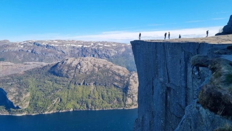 Stavanger: Preikestolen Tour with Guide and Pickup - Practical Details and What to Expect