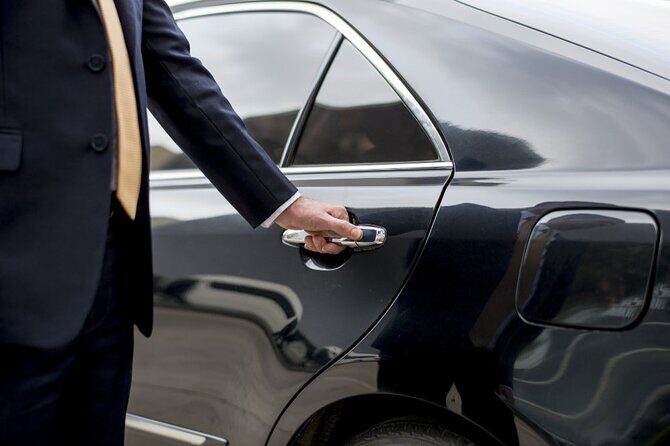 STL Royal Limousine & Black Car Service. STL Airport Dropped off - Why Choose STL Royal Limousine & Black Car Service?