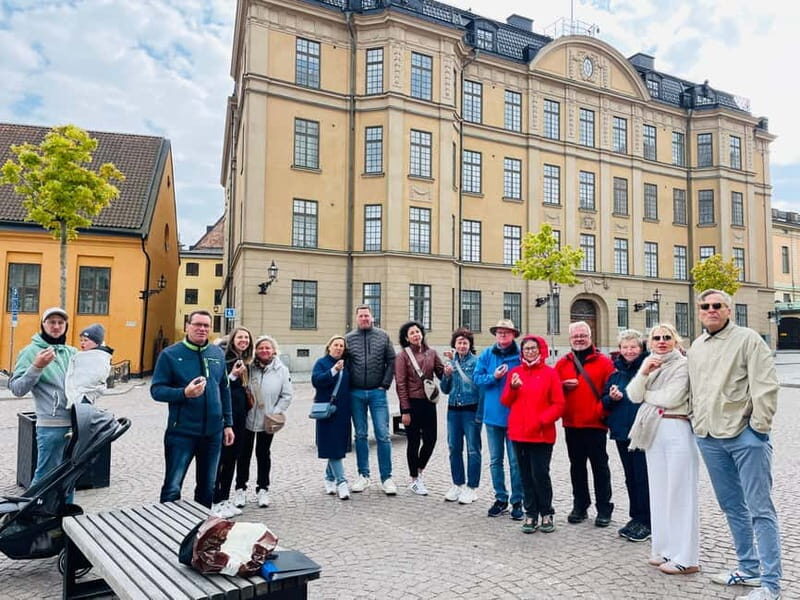 Stockholm: Old Town Guided Walking Tour (English / Deutsch) - What’s Included and What You Should Know Before Booking
