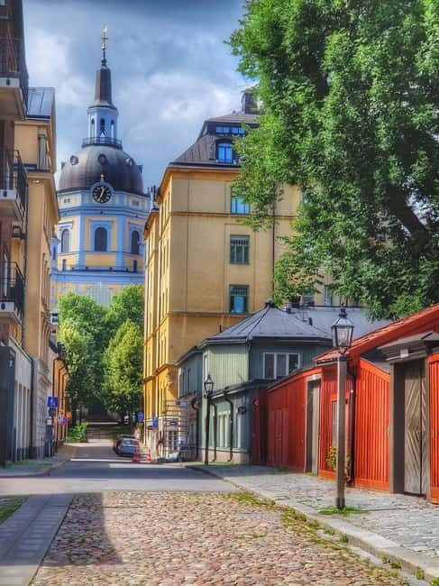 Stockholm: Södermalm Walking Tour with Katarinaberget Views - The Experience: What’s Included and What to Expect