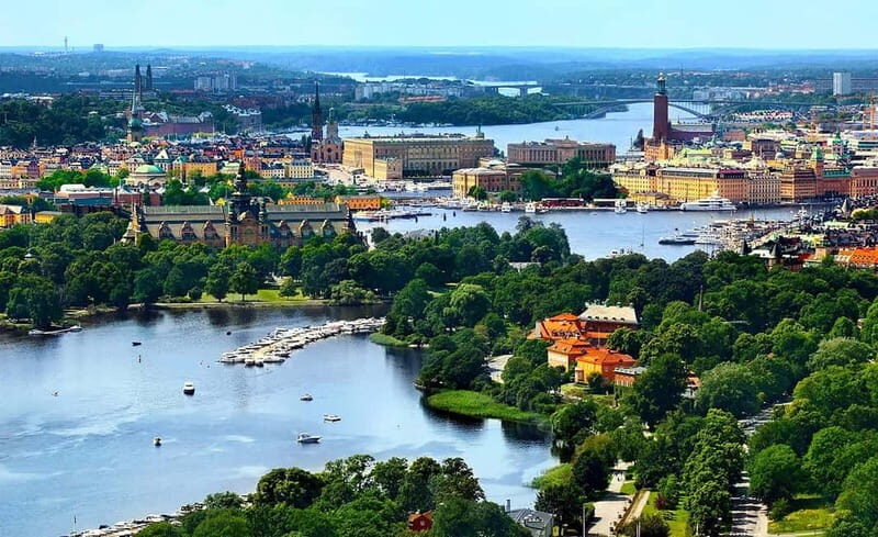 Stockholm VIP half day city tour by incl. Vasa Ship Museum - Inside the Vasa Ship Museum: The Main Attraction