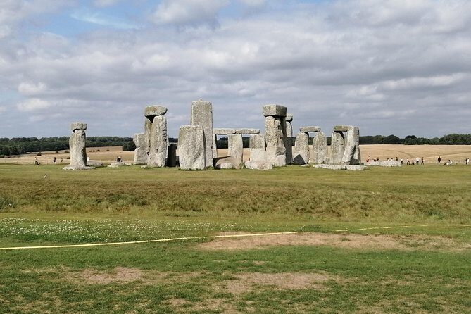 Stonehenge & Bath Private Day Tour from London - The Charm of Bath: Roman Baths and Georgian Elegance
