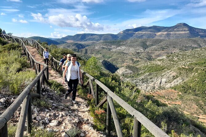 Stunning Hike around Buseo reservoir - The Trail and Highlights