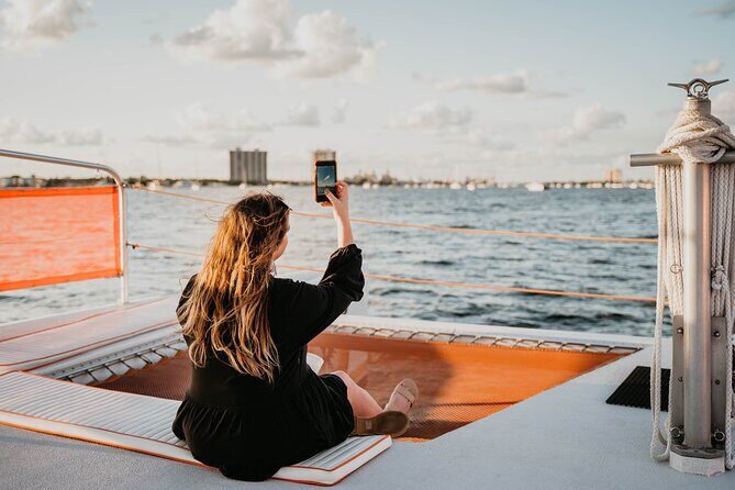 Sun & Sightseeing Hakuna Matata Catamaran Cruise in Palm Beach - Who Is This Tour Best For?