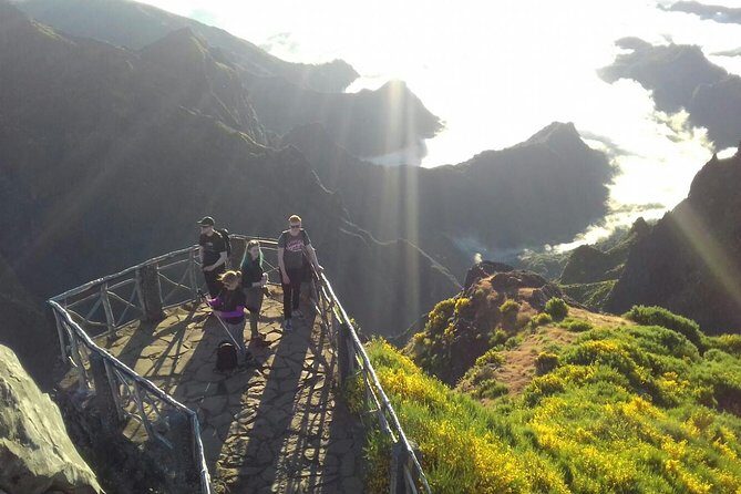 Sunrise Guided Hike PR1 Pico do Areeiro Pico Ruivo small group - Who Will Love This Hike?