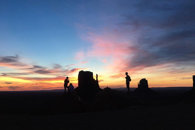 Sunrise Tour of Monument Valley - A Closer Look at the Itinerary