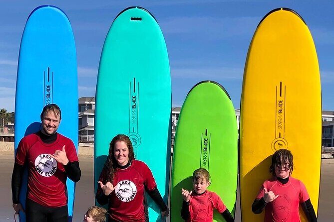 Surf Lessons Group/Private - Who Will Benefit Most?