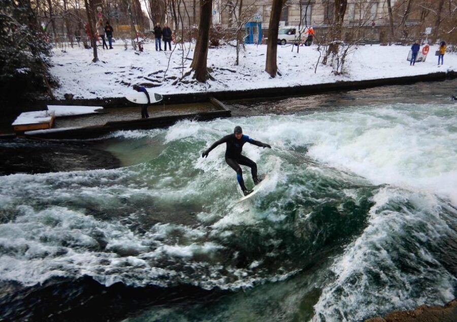 Surfing on Munich all Year even Winter: Englischer Garten - What You Can Expect from the Munich River Surfing Tour