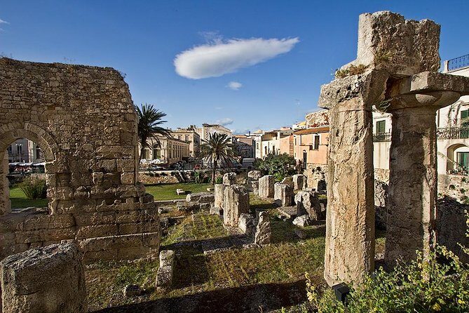 Syracuse Private Walking Tour with Traditional Lunch and Wine - Why This Tour Is a Great Choice