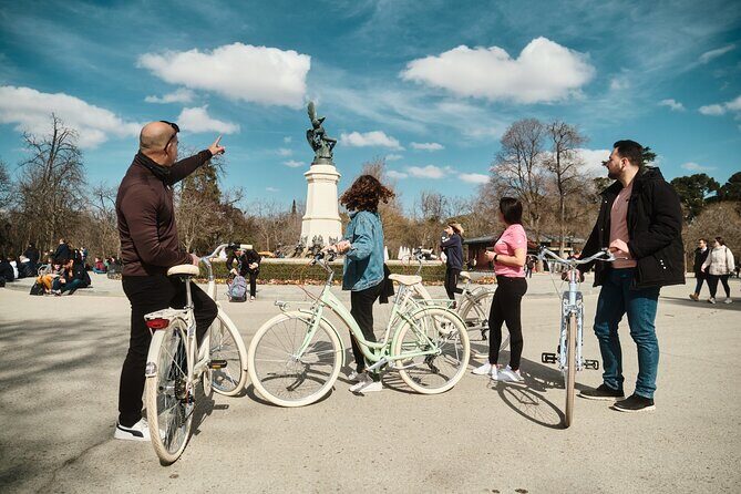 Tapas & Guided tour on a Vintage Bike through Madrid - Itinerary Breakdown: What You’ll See and Do