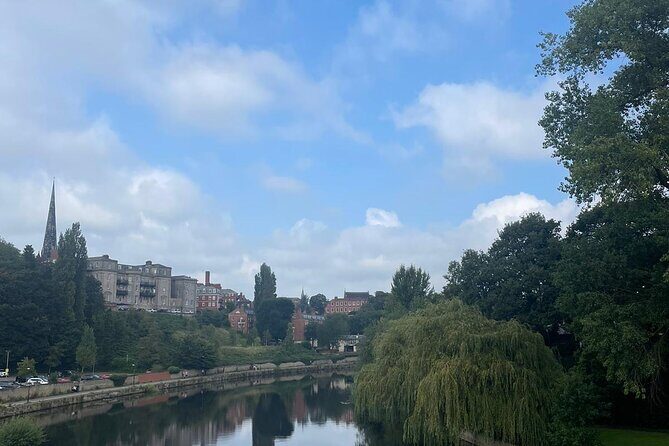 Taste of Shrewsbury Food and Drink Tour with Guide - The Guide: Knowledgeable, Friendly, and Engaging