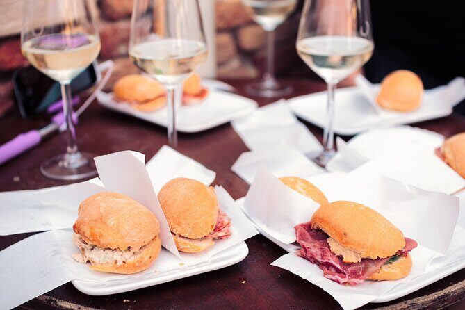 Tastes & Traditions of Venice: Food Tour with Rialto Market Visit - Savoring Local Cheeses and Seasonal Produce