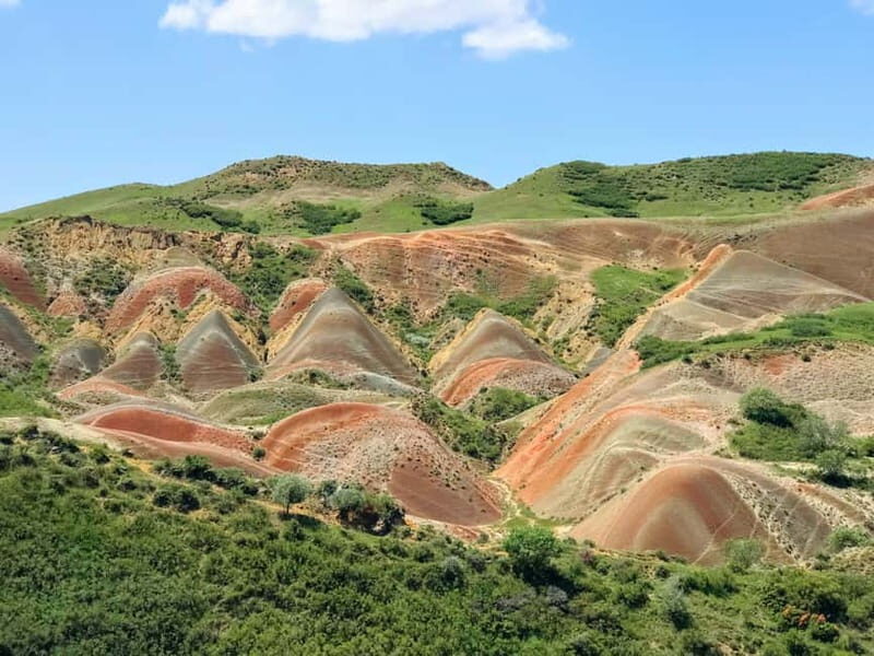 Tbilisi: David Gareji & Real Rainbow Mountains 4WD + Hike - Detailed Breakdown of the Itinerary