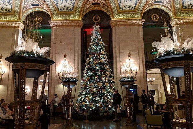 The Christmas Tree Crawl Experience Chicago at the Holidays - Who is This Tour Best For?