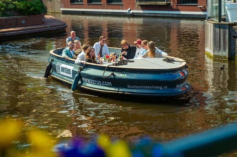 The Hague: Canal Cruise with music from local artists - Deep Dive into the Itinerary