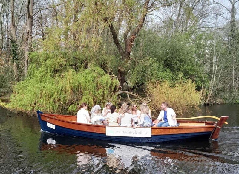The Hague: individual tickets for an electric boattour! - What Travelers Appreciate Most
