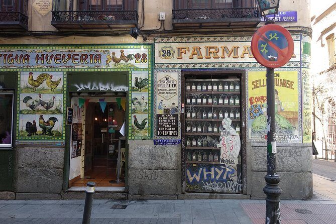 The Making of Malasaña - Discovering Malasaña: What’s Included