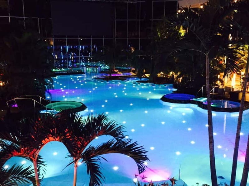 Therme:Spa Day at the biggest oasis of RelaxationBucharest - What to Expect Upon Arrival