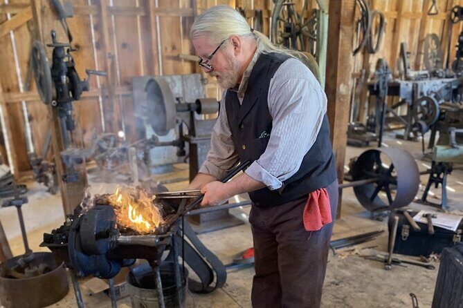 Ticket pass to the Great Smoky Mountains Heritage Center (Self-Guided Tour) - Getting to Know the Heritage Center