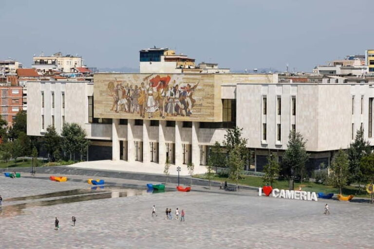 Tirana Bike Tour with Local Guide in English or Czech - Exploring Iconic Landmarks