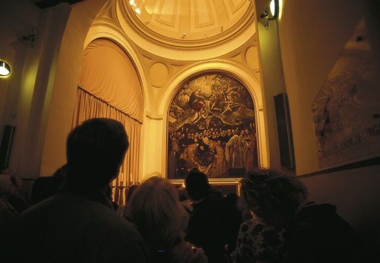Toledo: Private Monuments Walking Tour with Monument Entry - The Itinerary in Detail