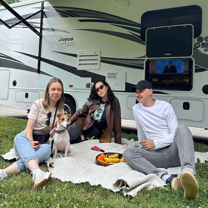 Toronto to Niagara Falls RV-Motorhome Tour - In-Depth Look at the Experience