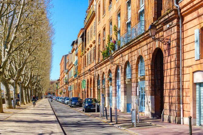 Toulouse Old Town Treasure Exploration Game and Tour - What to Expect During the Experience