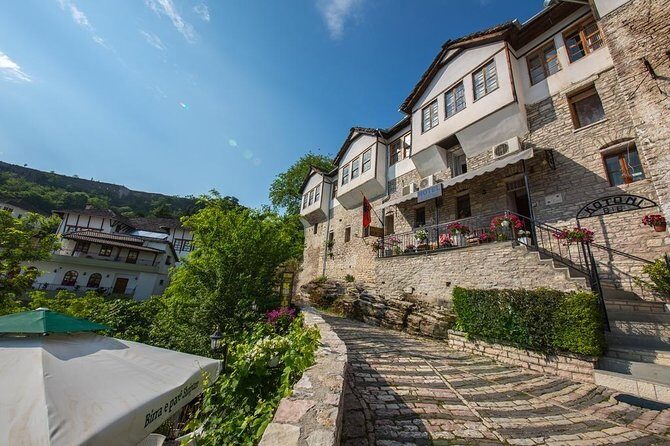 Tour Gjirokaster,Blue Eye & Lekursi Castle - Visiting Lekuresi Castle: Panoramic Perfection
