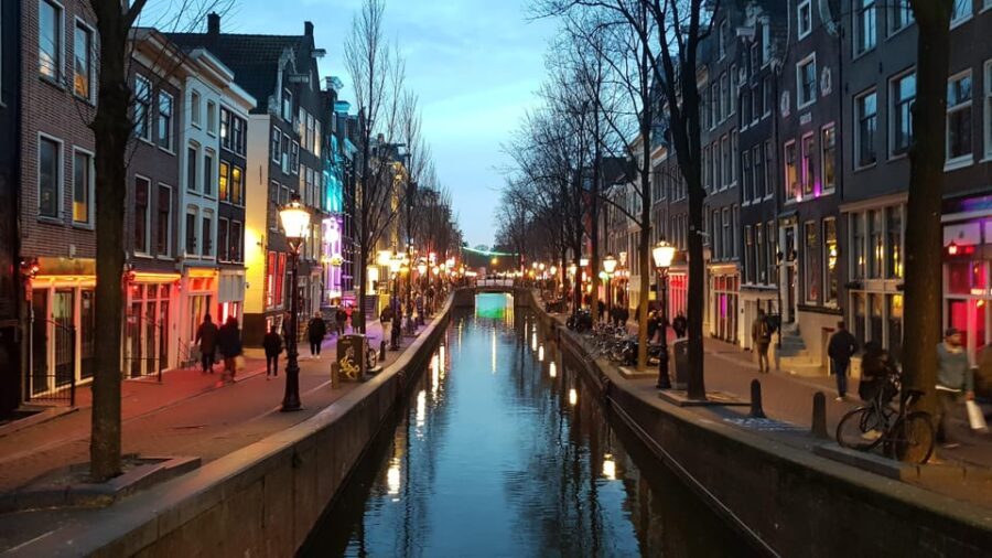 Tour of the Red Quarter Amsterdam - The Itinerary in Detail