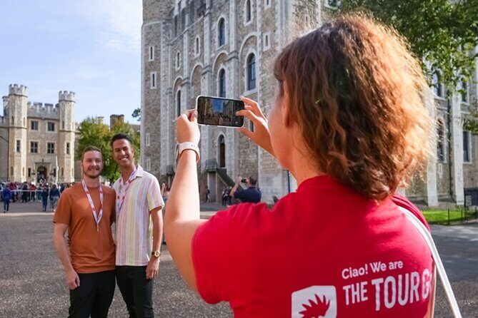 Tower of London Guided Tour with Beefeater Meet & Crown Jewels - A Deep Dive into Tower Highlights